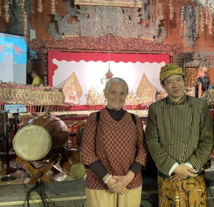 Griya Seni Ekalaya – for the study of Javanese gamelan, wayang, and dance